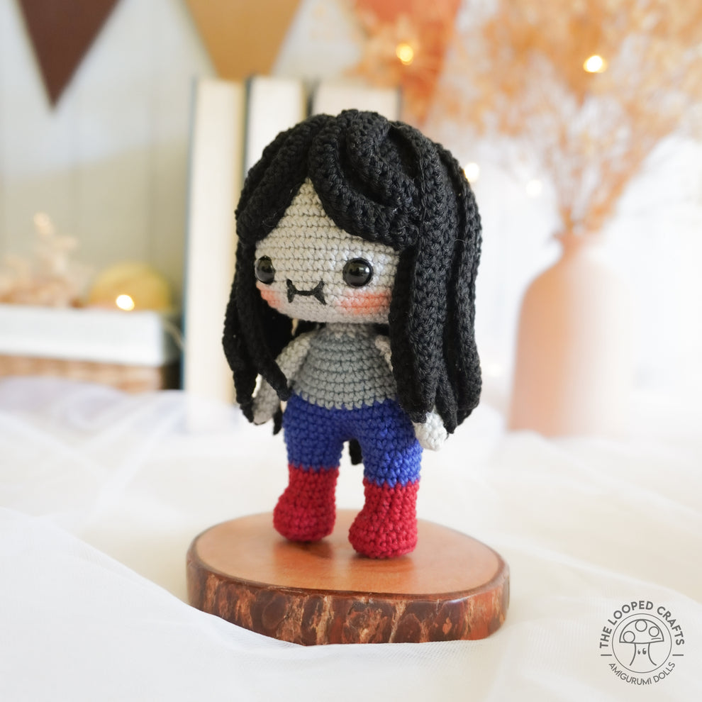 Mini Amigurumi Crochet Pattern Vampire – theloopedcrafts