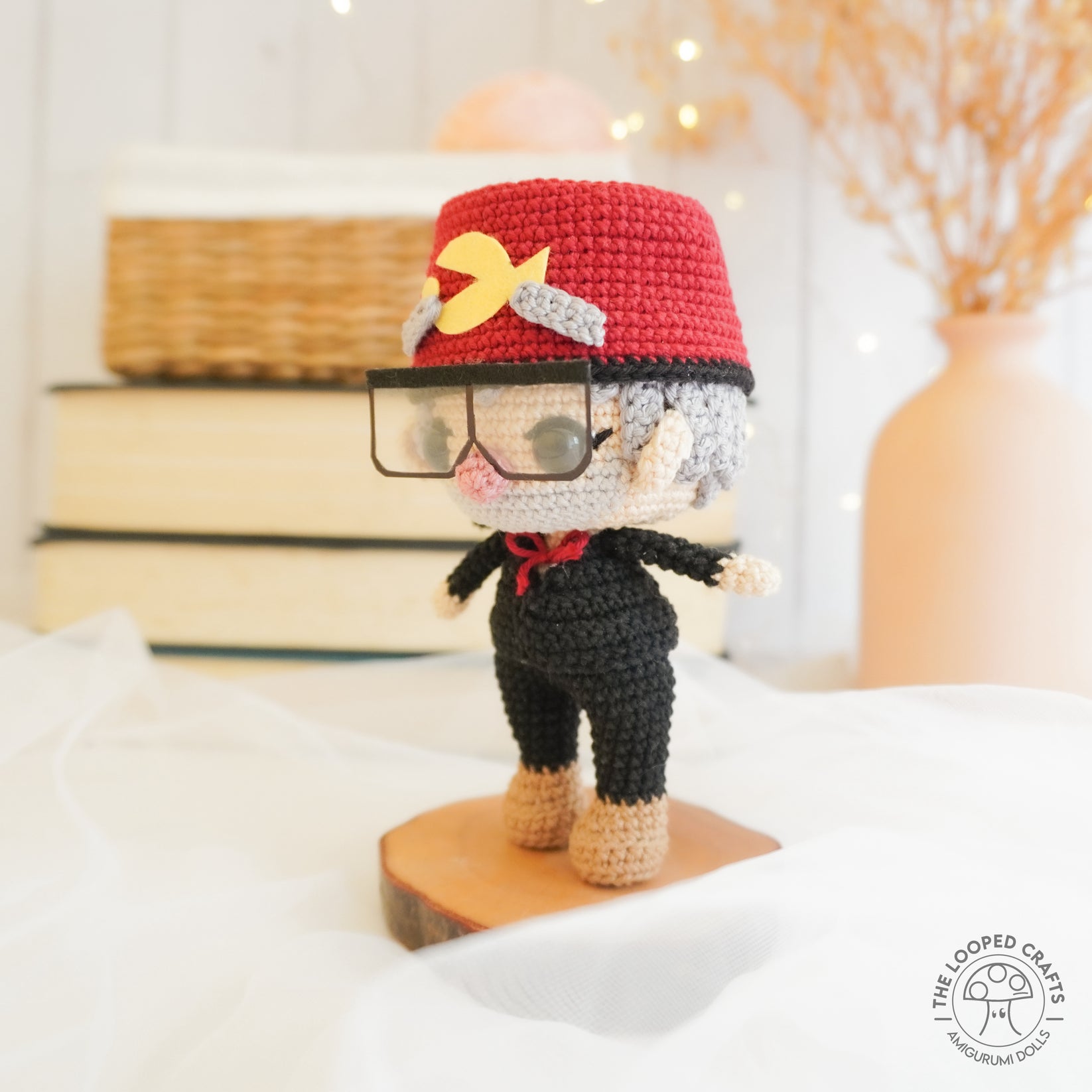 Mini Amigurumi Crochet Pattern Stan – theloopedcrafts
